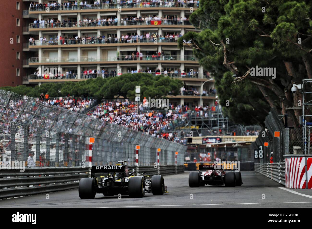 Daniel Ricciardo (AUS) Renault F1 Team RS19. Monaco Grand Prix, Sunday ...