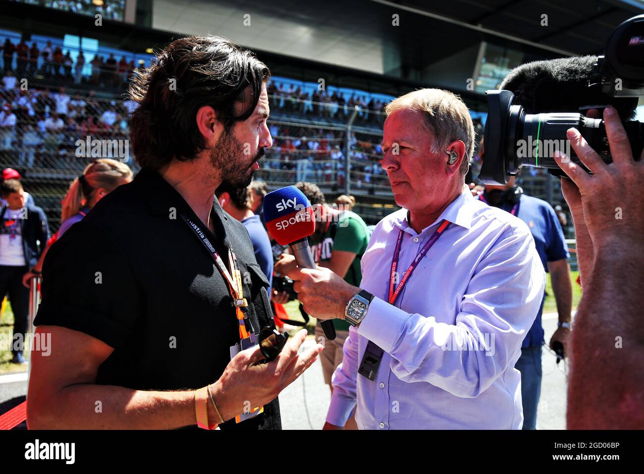 Actor on grid martin brundle hi-res stock photography and images - Alamy