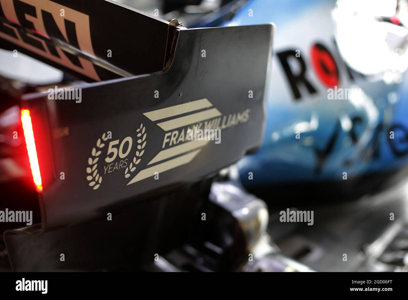 Williams Racing FW42 celebrates 50 years in F1 for Frank Williams (GBR ...