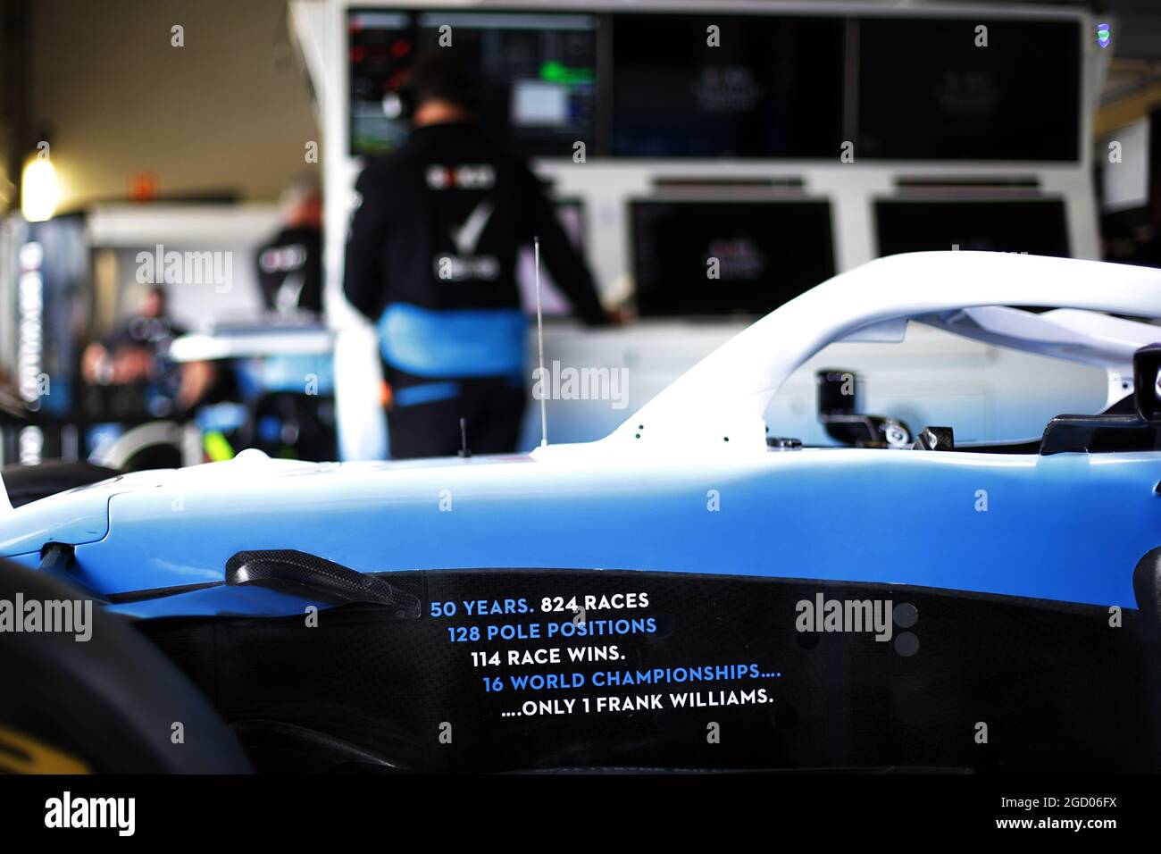 Williams Racing FW42 celebrates 50 years in F1 for Frank Williams (GBR ...