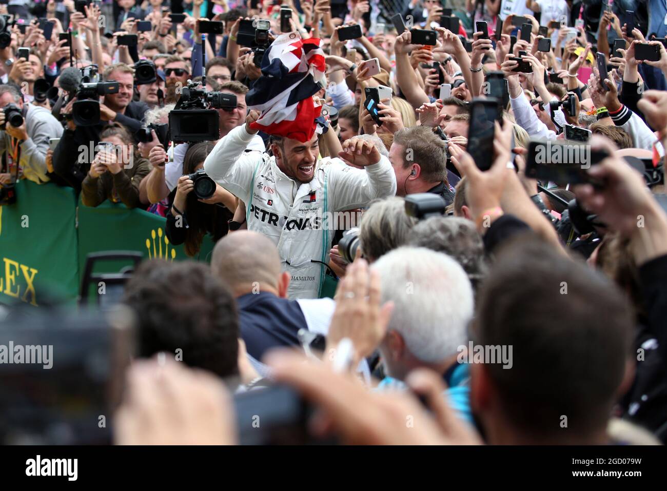 Race winner Lewis Hamilton (GBR) Mercedes AMG F1 celebrates in parc ...