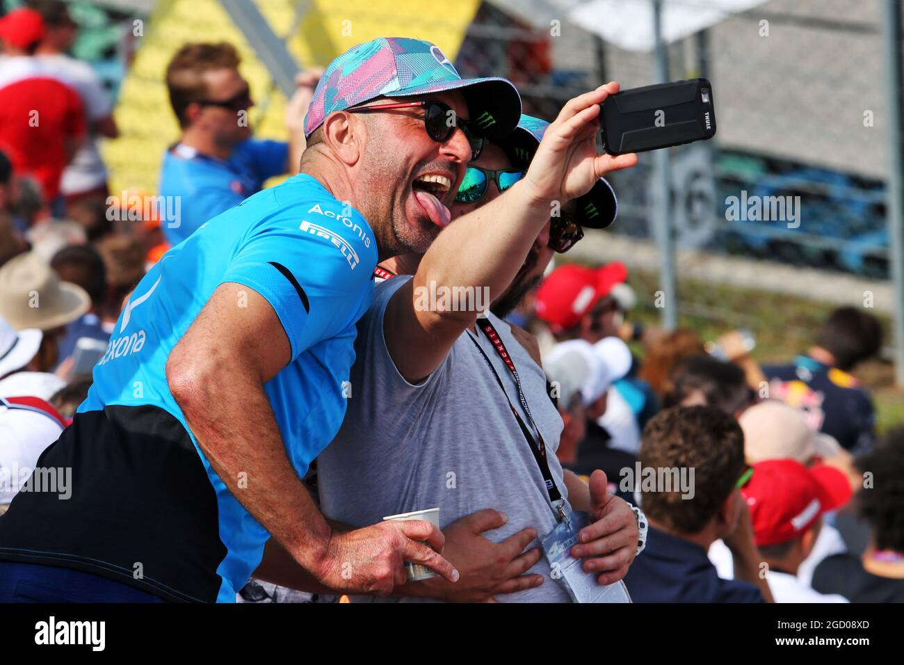 Williams racing fans in grandstand hi-res stock photography and images ...