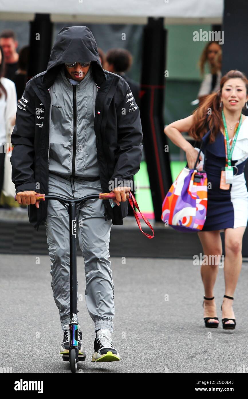 Lewis Hamilton (GBR) Mercedes AMG F1. Japanese Grand Prix, Friday 11th ...