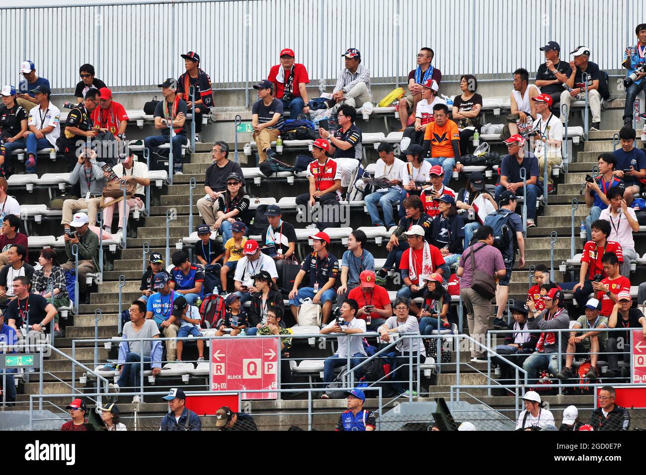 Circuit atmosphere - fans in the grandstand. Japanese Grand Prix ...