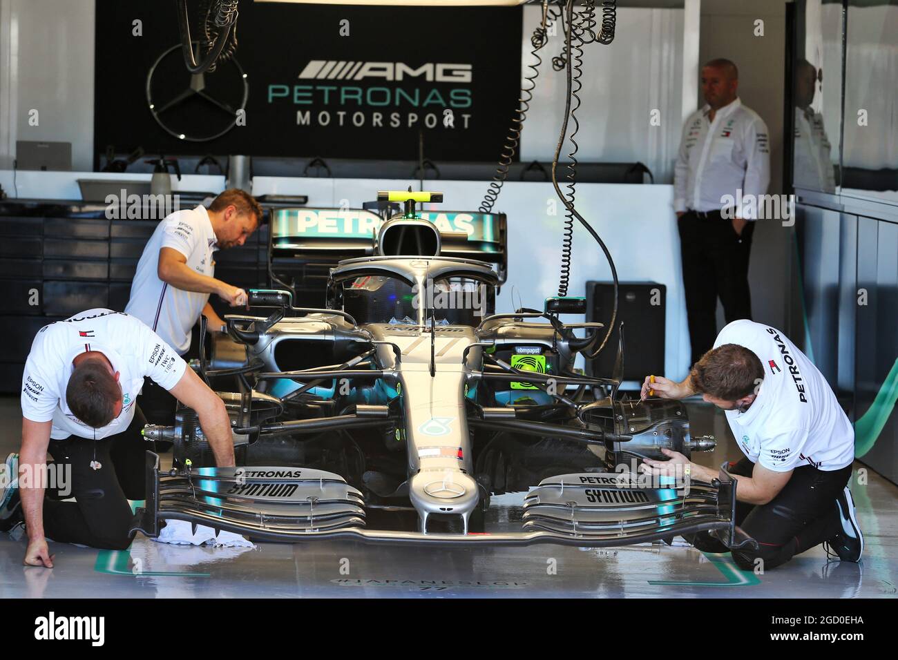 Mercedes f1 amg 2019 garage hi-res stock photography and images - Alamy