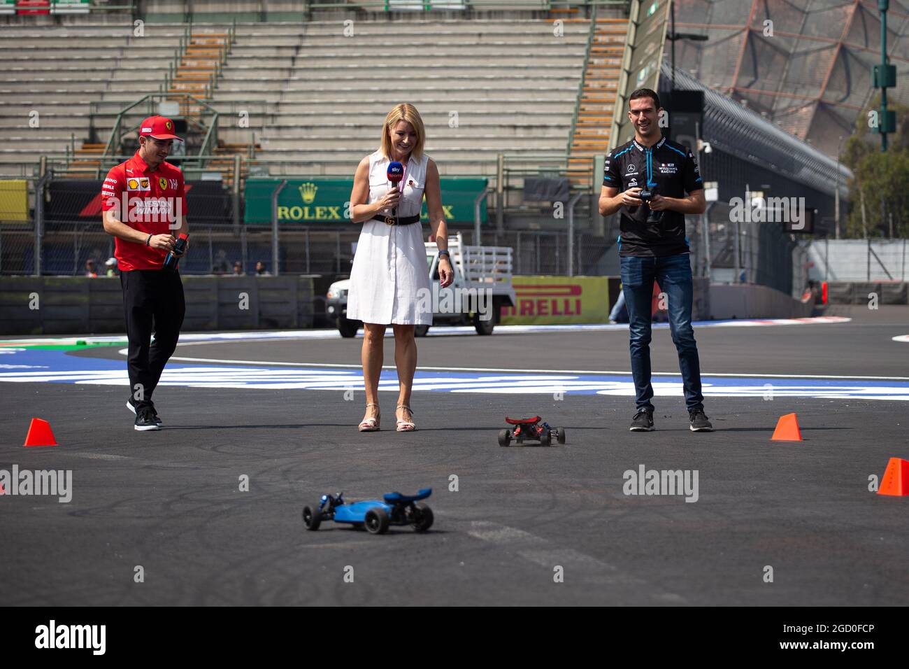 Rachel brookes hi-res stock photography and images - Alamy