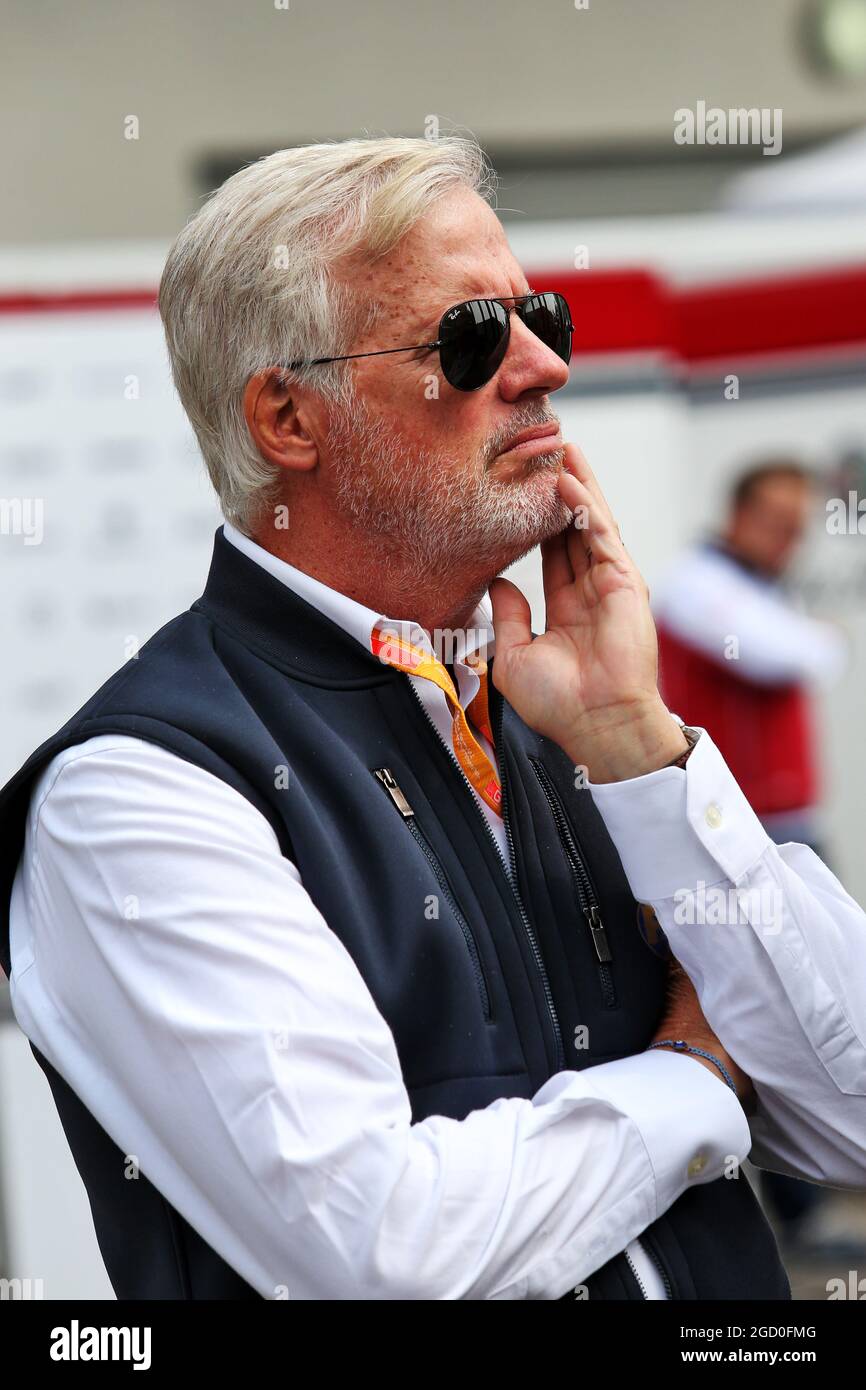 Danny Sullivan (USA) FIA Steward. Mexican Grand Prix, Friday 25th ...