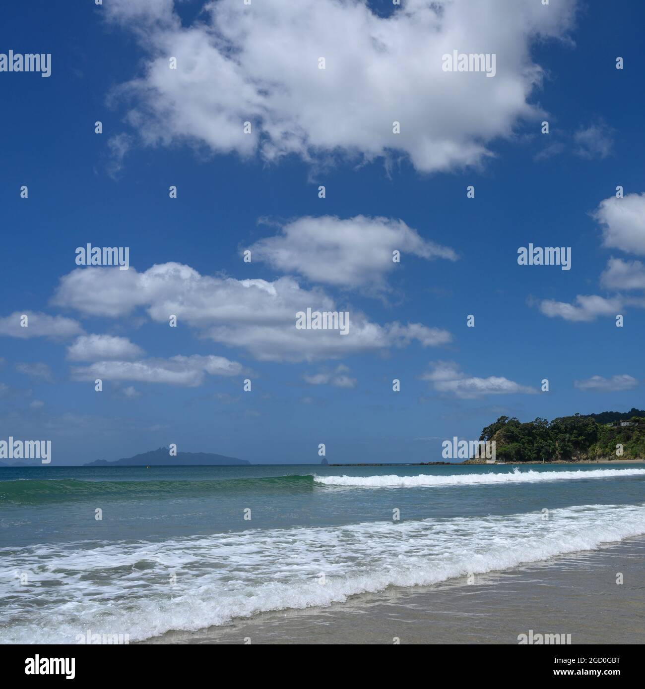 Surf on the beach, Langs Beach, Waipu, Bream Bay, Far North District ...