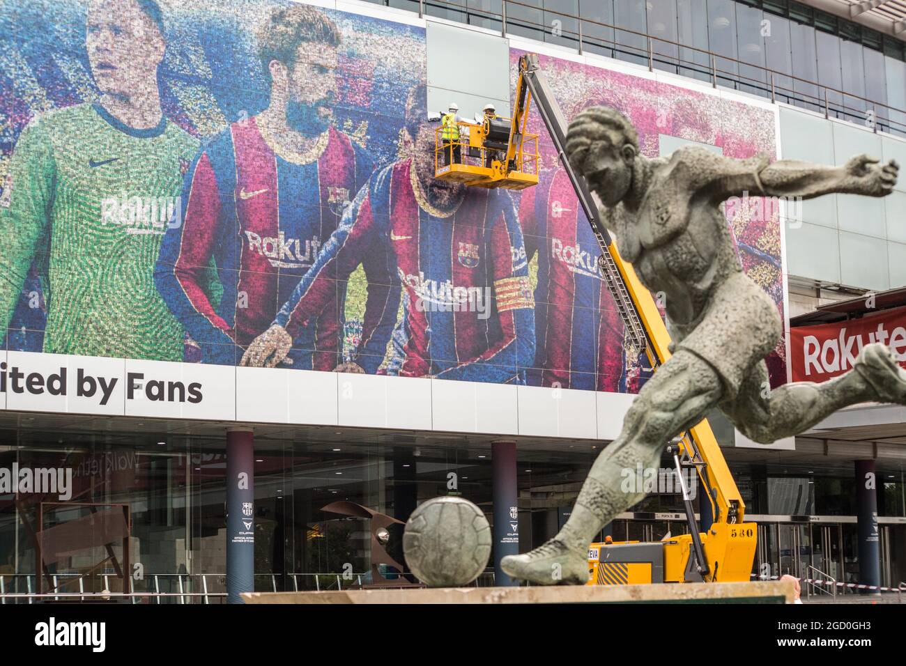 Lionel messi statue hi-res stock photography and images - Alamy