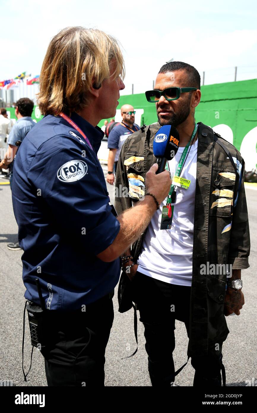 Daniel Alves (BRA) Football Player on the grid. Brazilian Grand Prix ...