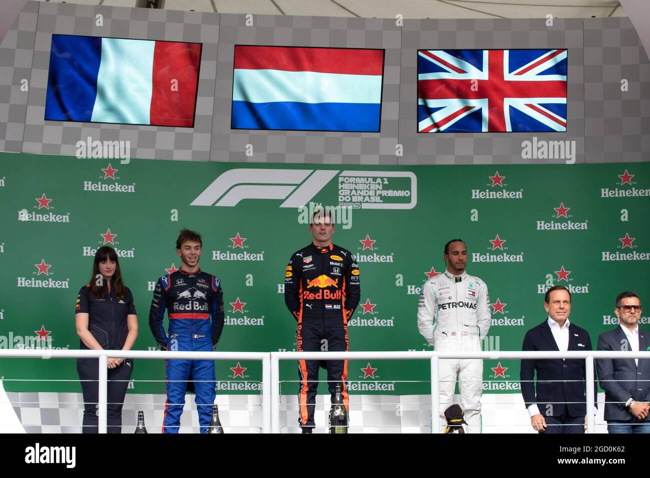 The podium (L to R): Hannah Schmitz (GBR) Red Bull Racing Senior ...