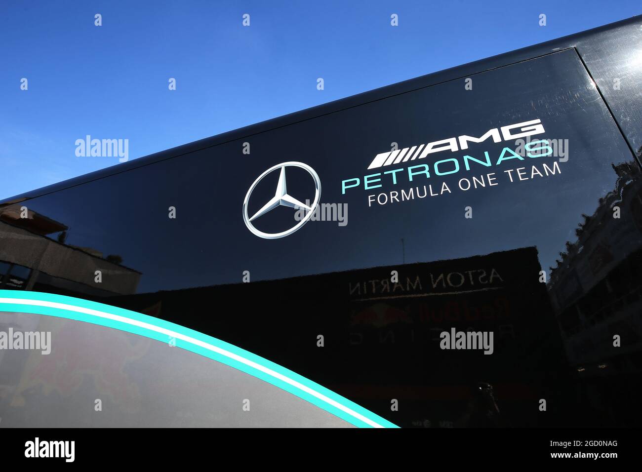 Mercedes formula 1 logo hi-res stock photography and images - Alamy