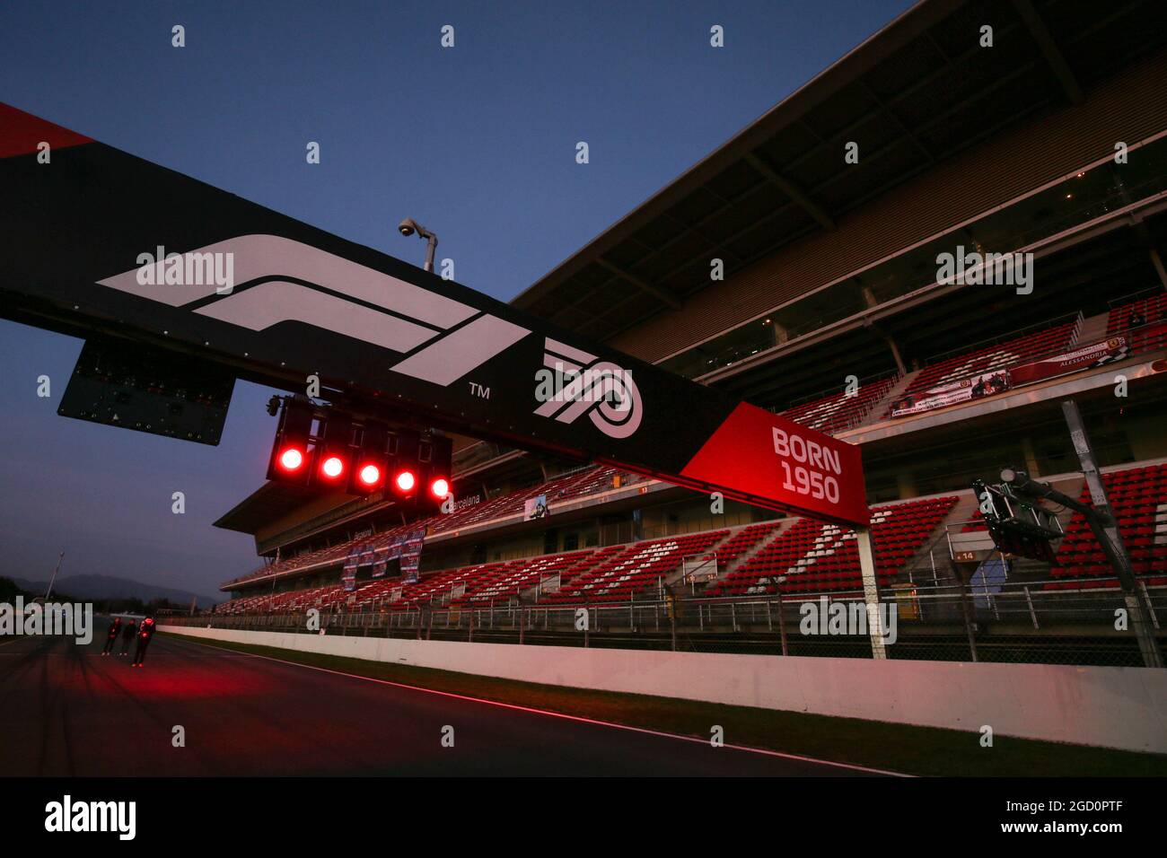 Formula one racing lights hi-res stock photography and images - Alamy