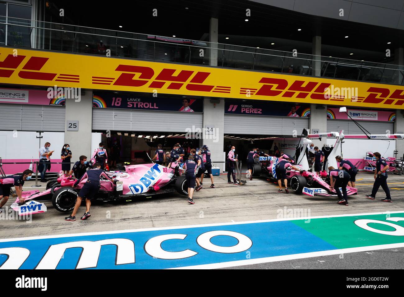 Racing point f1 team rp19 in pits hi-res stock photography and images ...