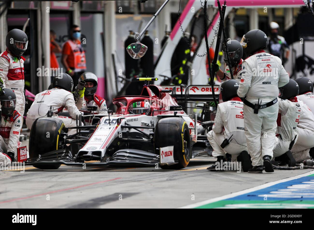 Antonio Giovinazzi (ITA) Alfa Romeo Racing C39 makes a pit stop. Hungarian Grand Prix, Sunday ...