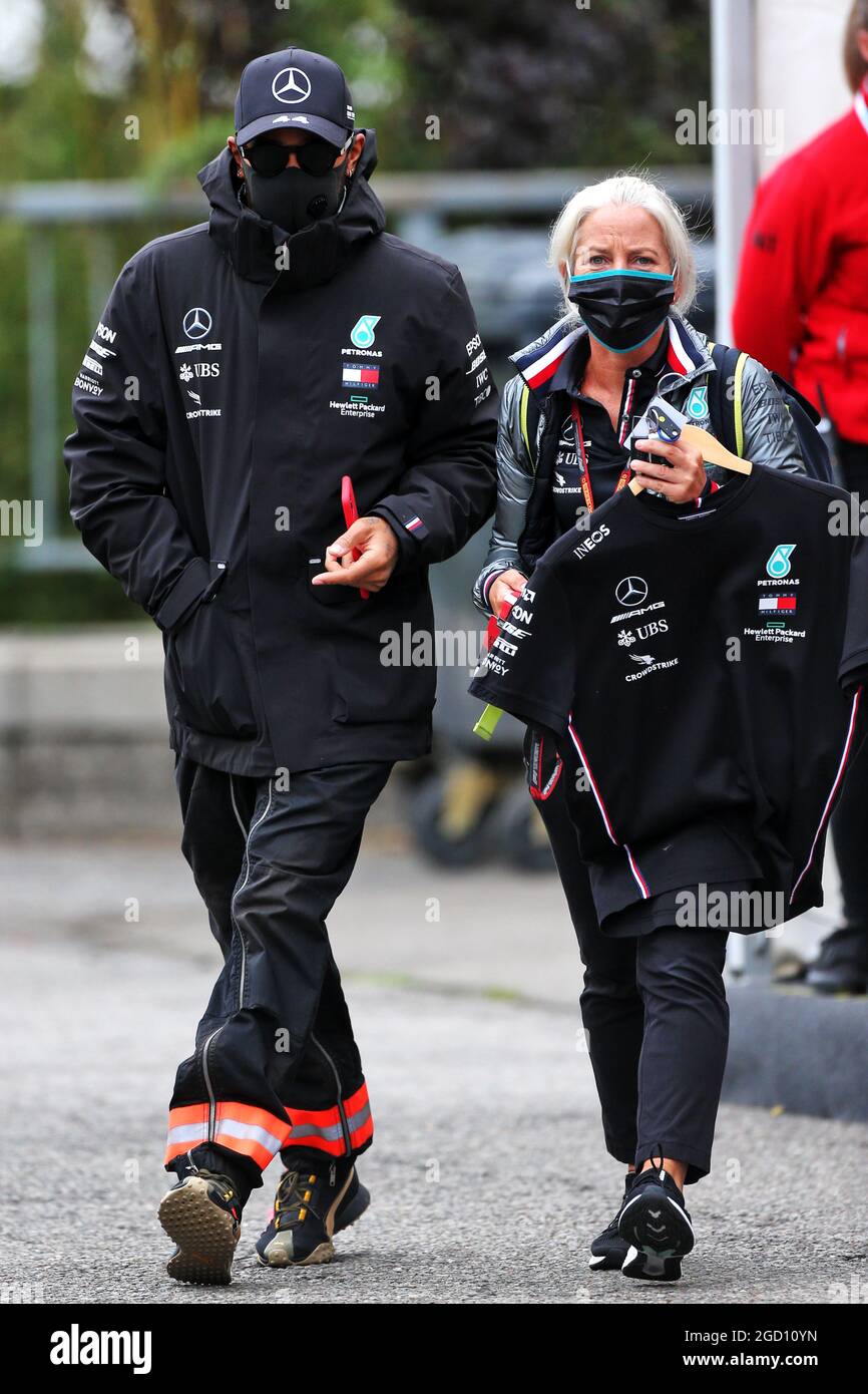 Lewis Hamilton (GBR) Mercedes AMG F1 with Angela Cullen (NZL) Mercedes ...