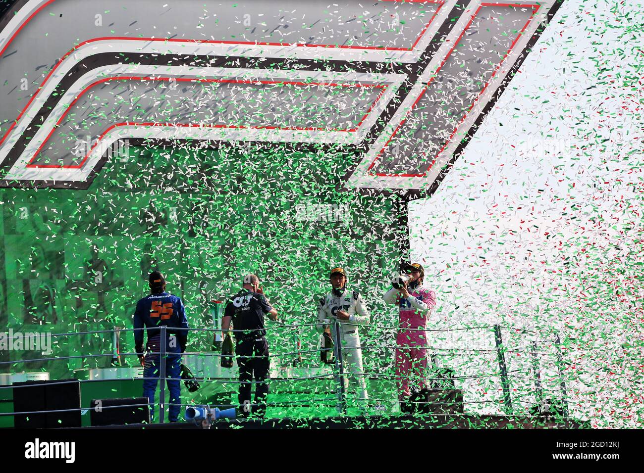 The podium: Graham Watson (GBR) AlphaTauri Team Manager; Carlos Sainz ...