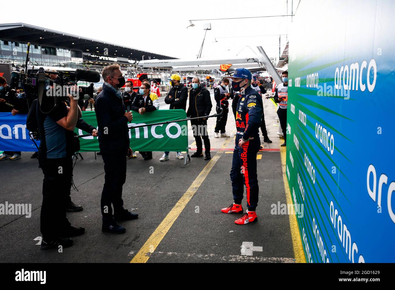 Channel 4 f1 commentator in parc ferme hi-res stock photography and ...