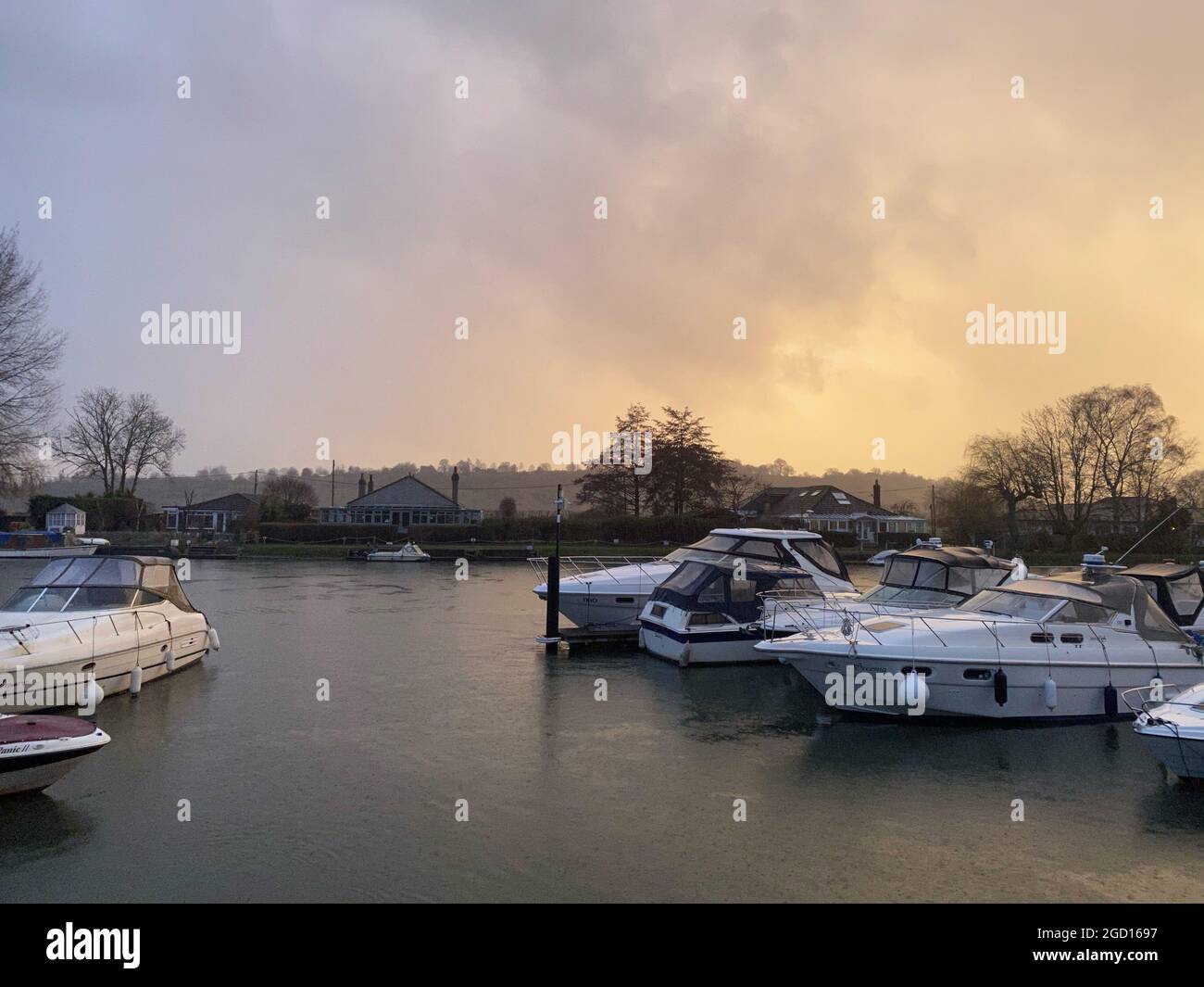 Bourne End Buckinghamshire High Resolution Stock Photography and Images ...