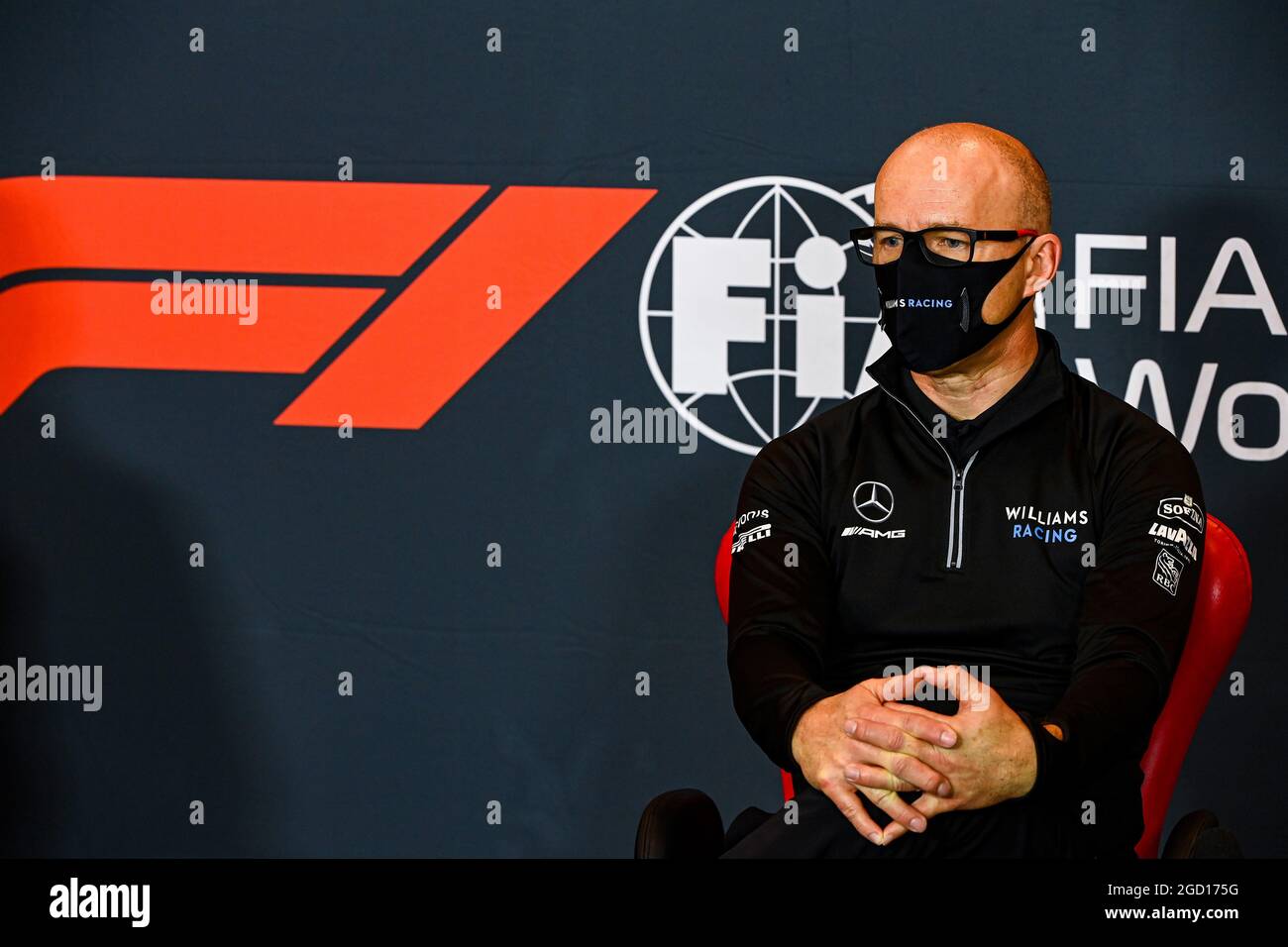 Simon Roberts (GBR) Williams Racing F1 Acting Team Principal in the FIA ...
