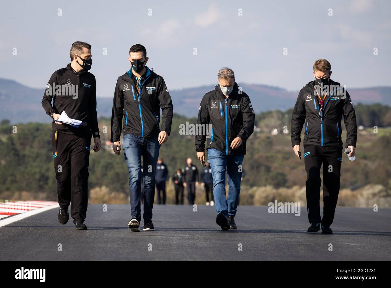 Nicholas Latifi (CDN) Williams Racing walks the circuit with the team ...