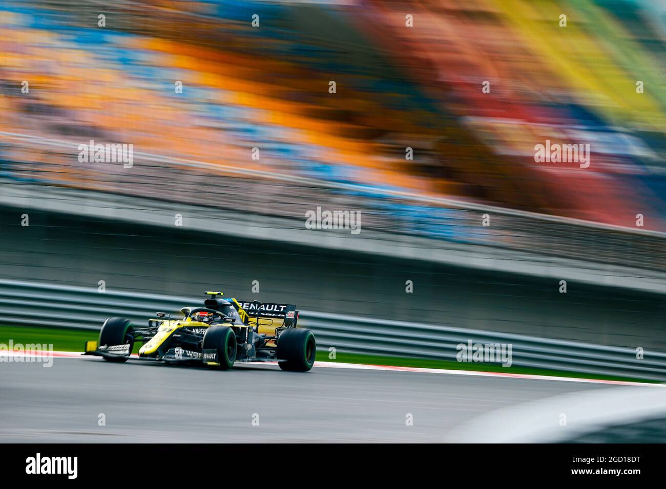 Esteban Ocon (FRA) Renault F1 Team RS20. Turkish Grand Prix, Sunday ...