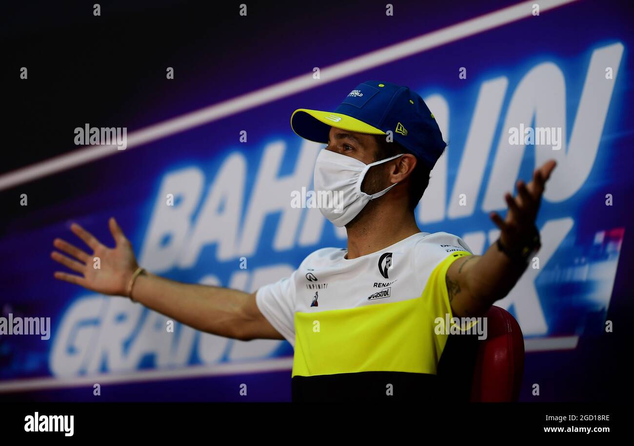 Daniel Ricciardo (AUS) Renault F1 Team in the FIA Press Conference ...