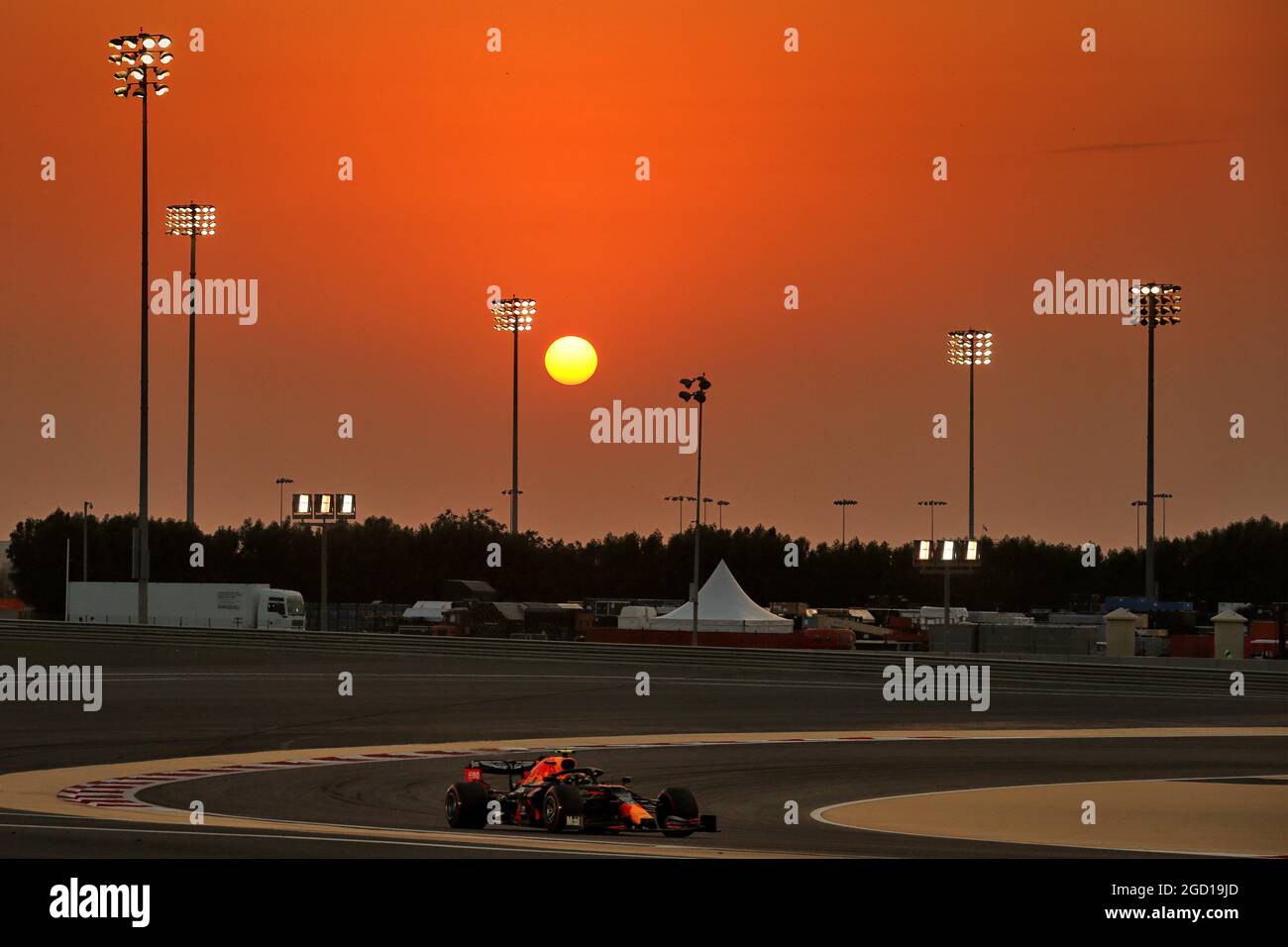 Alexander Albon (THA) Red Bull Racing RB16. Bahrain Grand Prix, Sunday ...