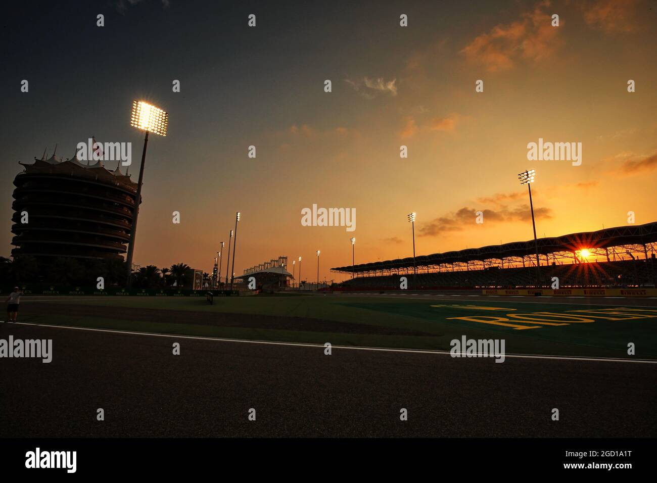 Circuit atmosphere - sunset over the track. Sakhir Grand Prix, Thursday ...