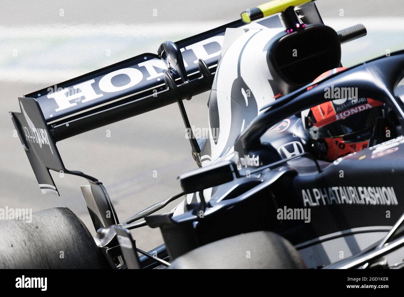 Alphatauri at02 rear wing dots to measure flexing hi-res stock ...