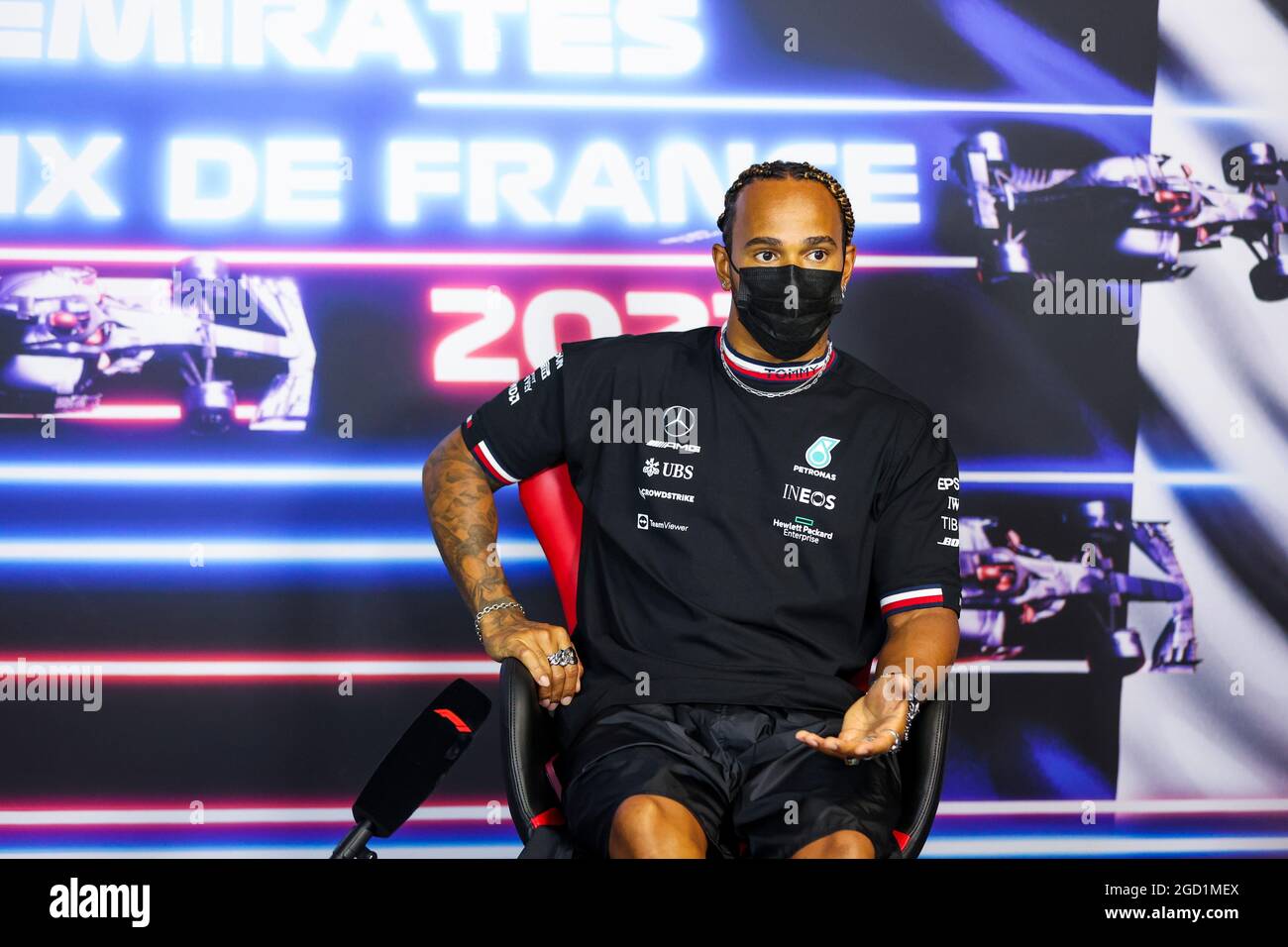 Lewis Hamilton (GBR) Mercedes AMG F1 in the FIA Press Conference ...