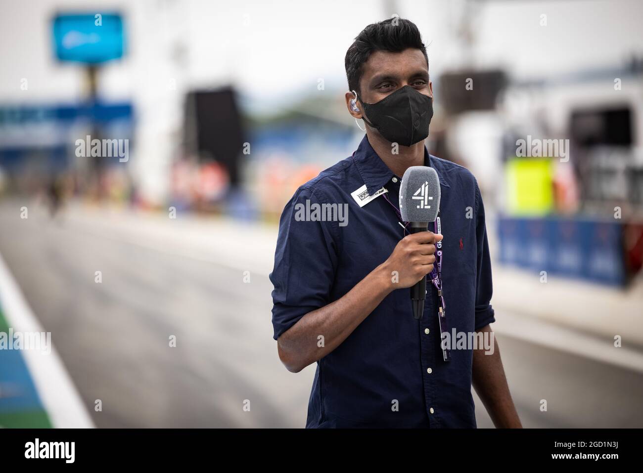 Lawrence Barretto (GBR) Formula 1 Senior Writer Editor, presenting for ...