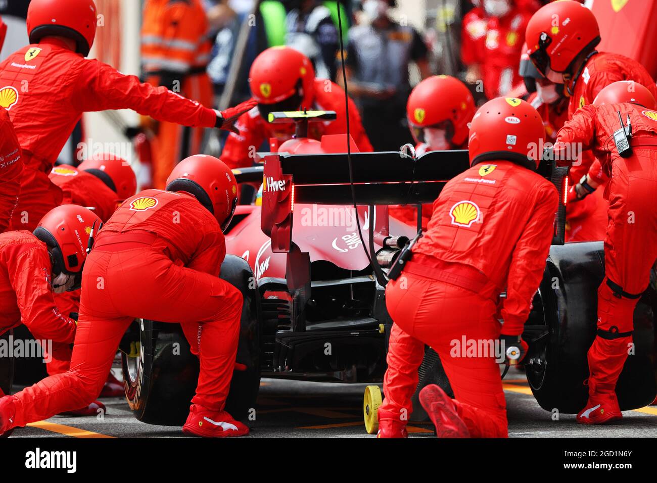 Carlos Sainz Jr (ESP) Ferrari SF-21 makes a pit stop. French Grand Prix ...