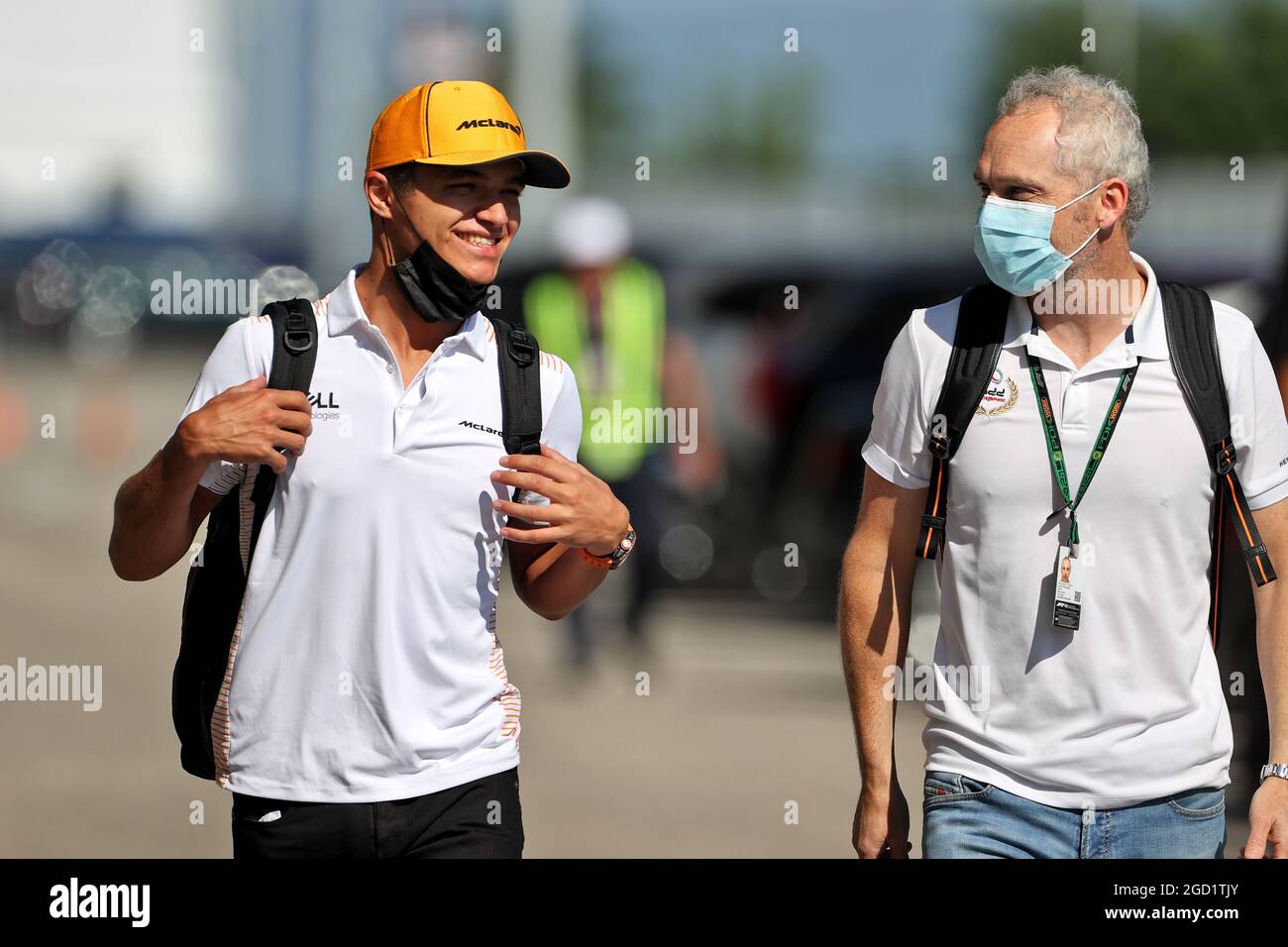 Mclaren wih his father adam norris hi-res stock photography and images ...