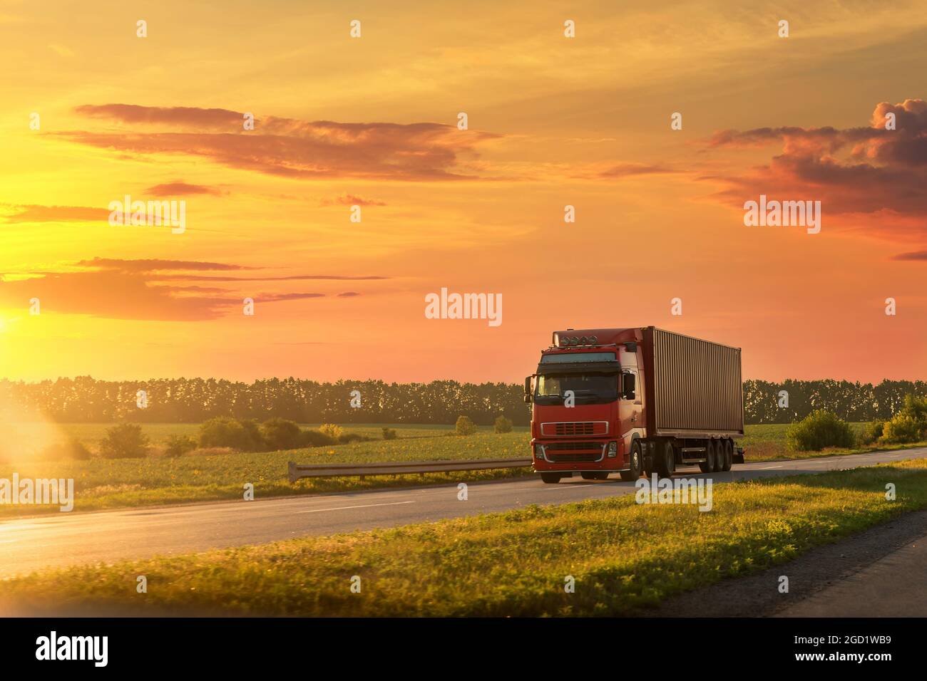 Tractor fleet sunset hi-res stock photography and images - Alamy