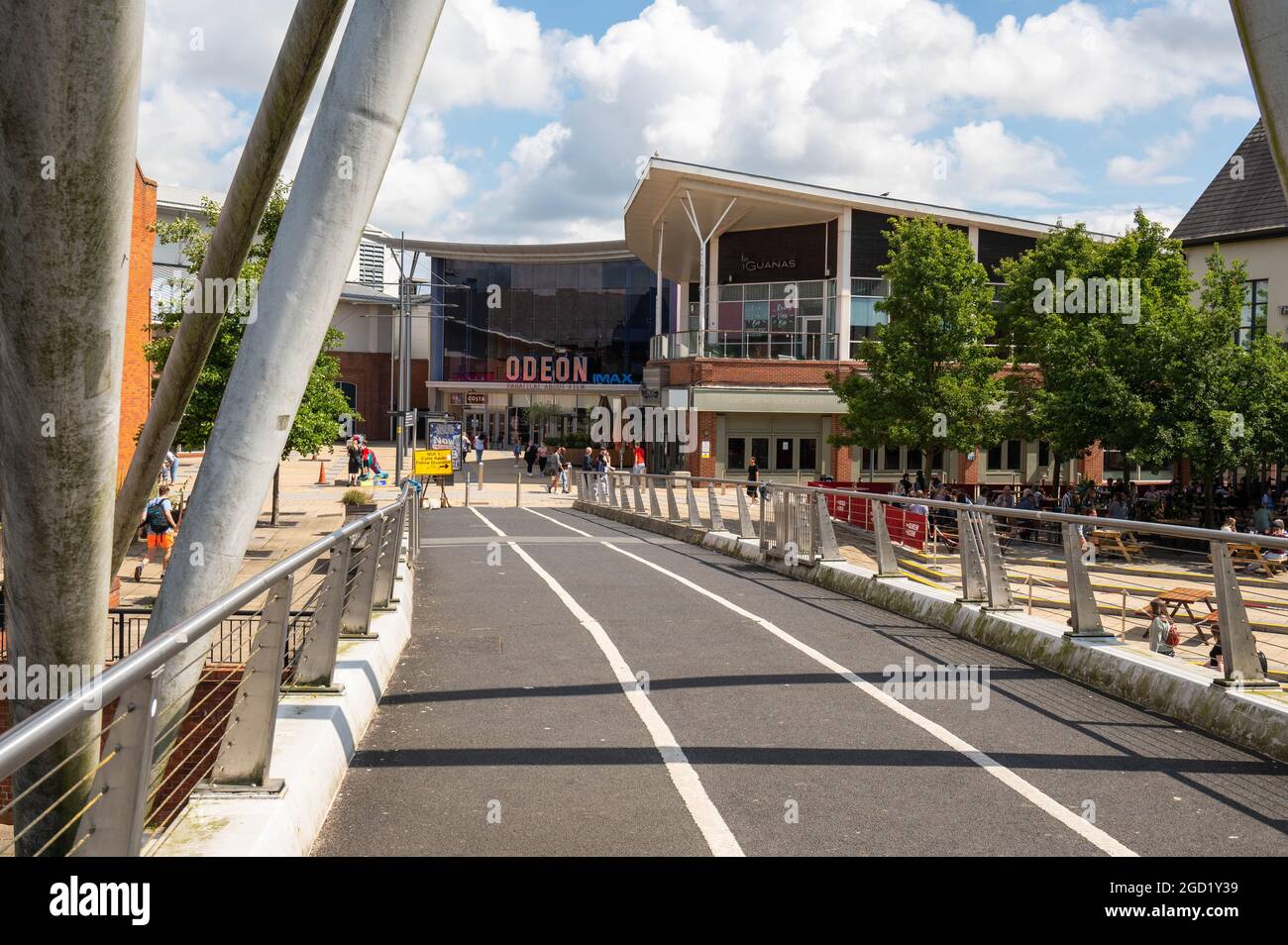 Friendship bridge hi-res stock photography and images - Alamy