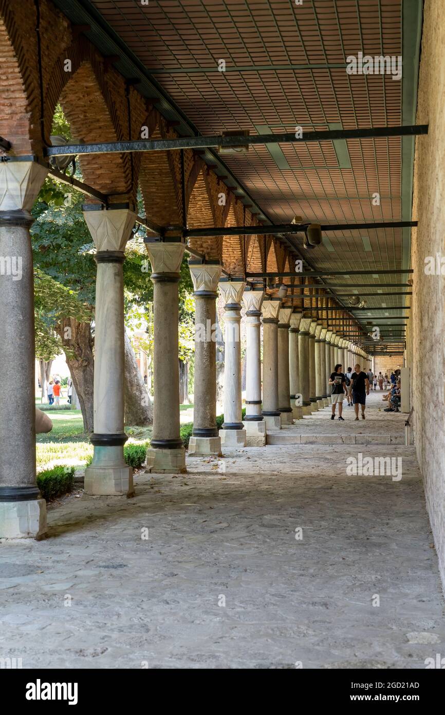 Turkey istanbul topkapi palace columns hi-res stock photography and ...