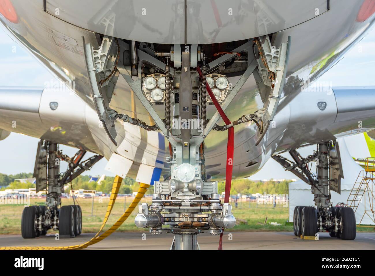 Aircraft Front view - main and front landing gear with lights Stock ...