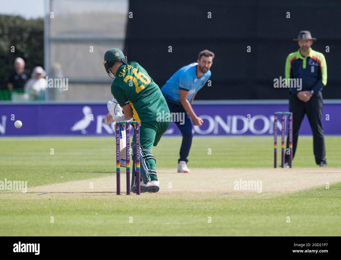 Nottinghamshire cricket hi-res stock photography and images - Alamy