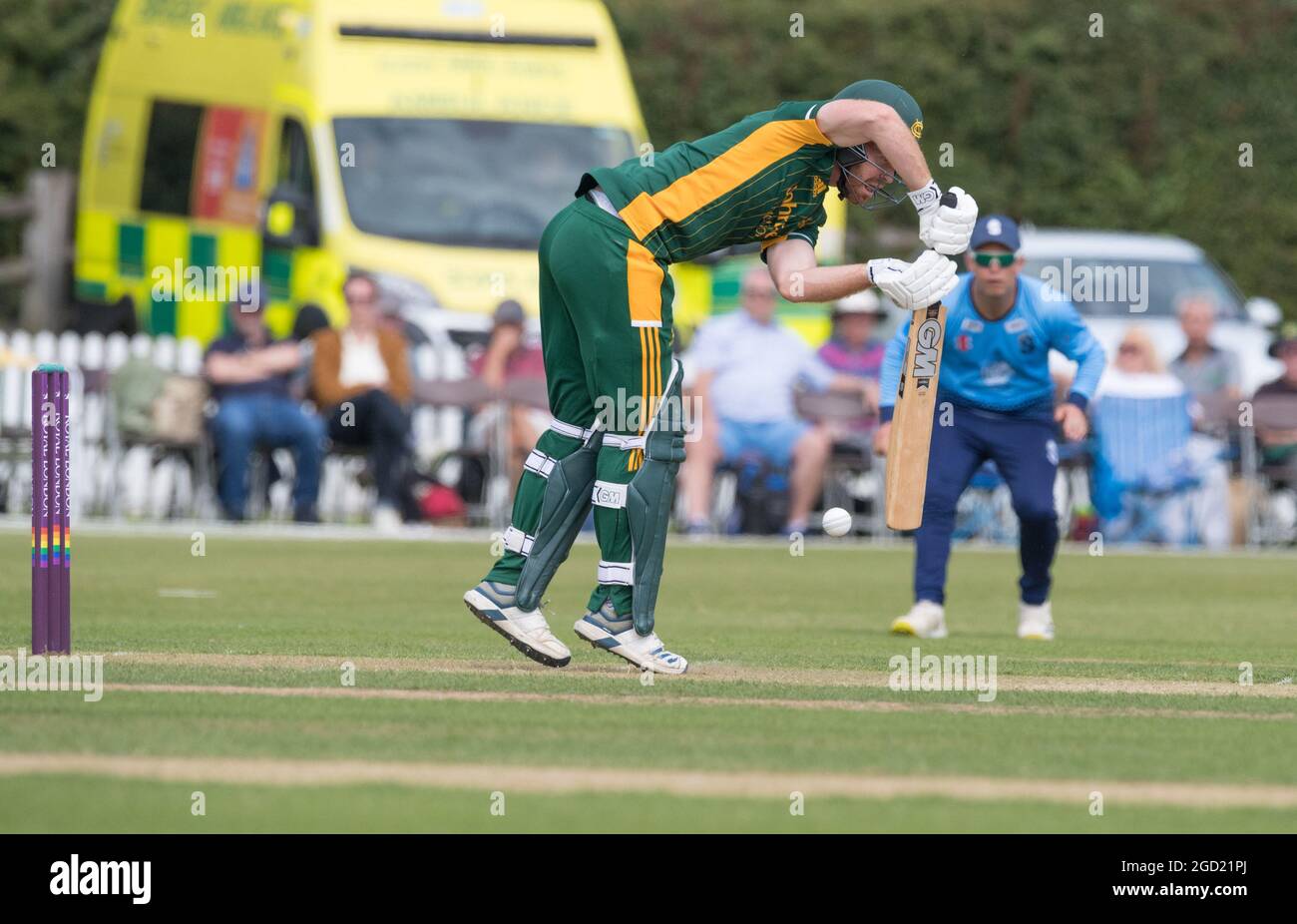 Nottinghamshire cricket hi-res stock photography and images - Alamy
