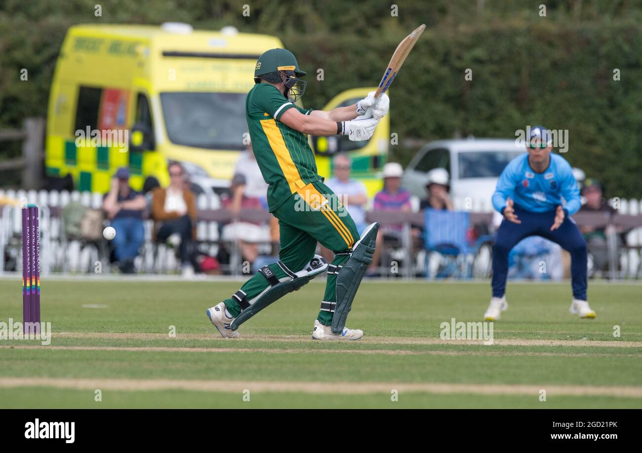 Nottinghamshire cricket hi-res stock photography and images - Alamy