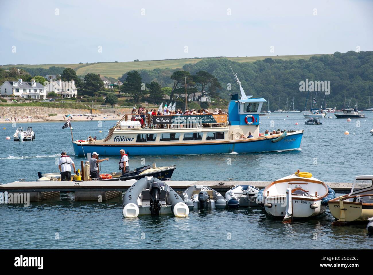 St mawes ferry hi-res stock photography and images - Alamy