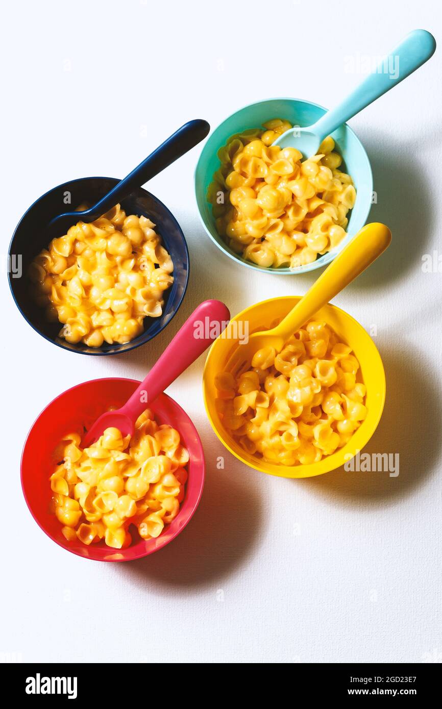 Fun minimalistic kids macaroni and cheese design Stock Photo - Alamy