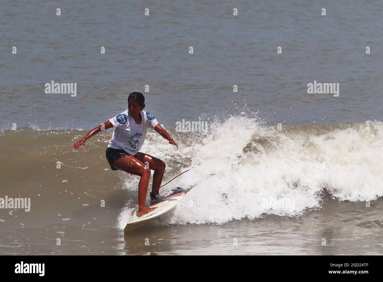 Chennai, Tamil Nadu, India. 10th Aug, 2021. A participant surfs during ...