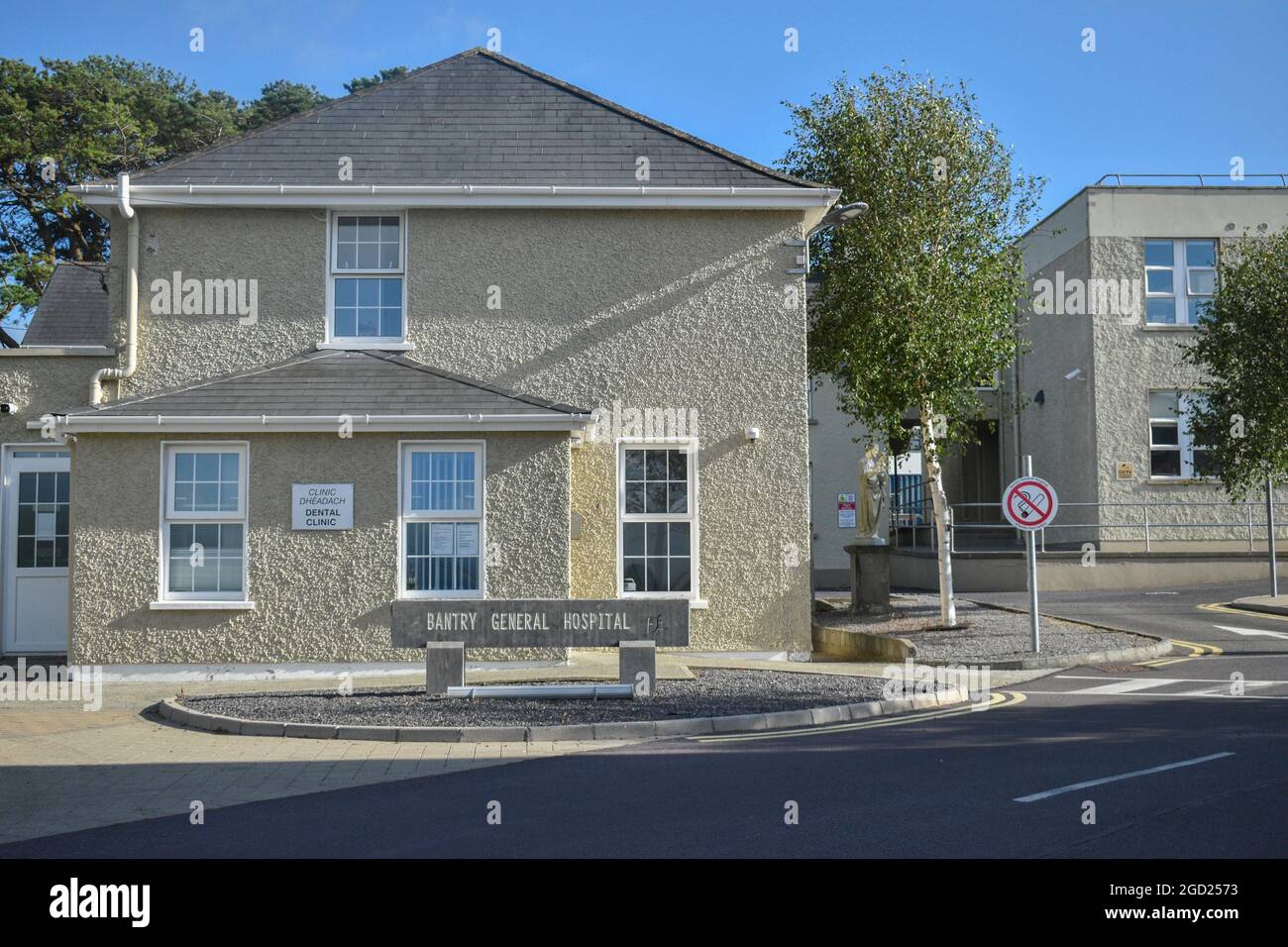 Local injuries unit bantry general hospital hi-res stock photography ...