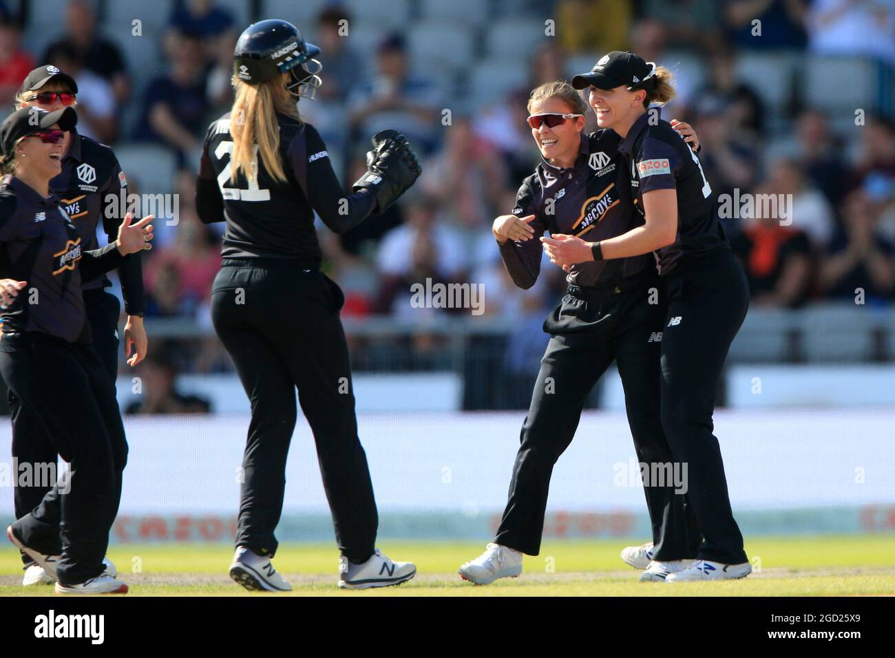 Alex hartley cricket hi-res stock photography and images - Alamy