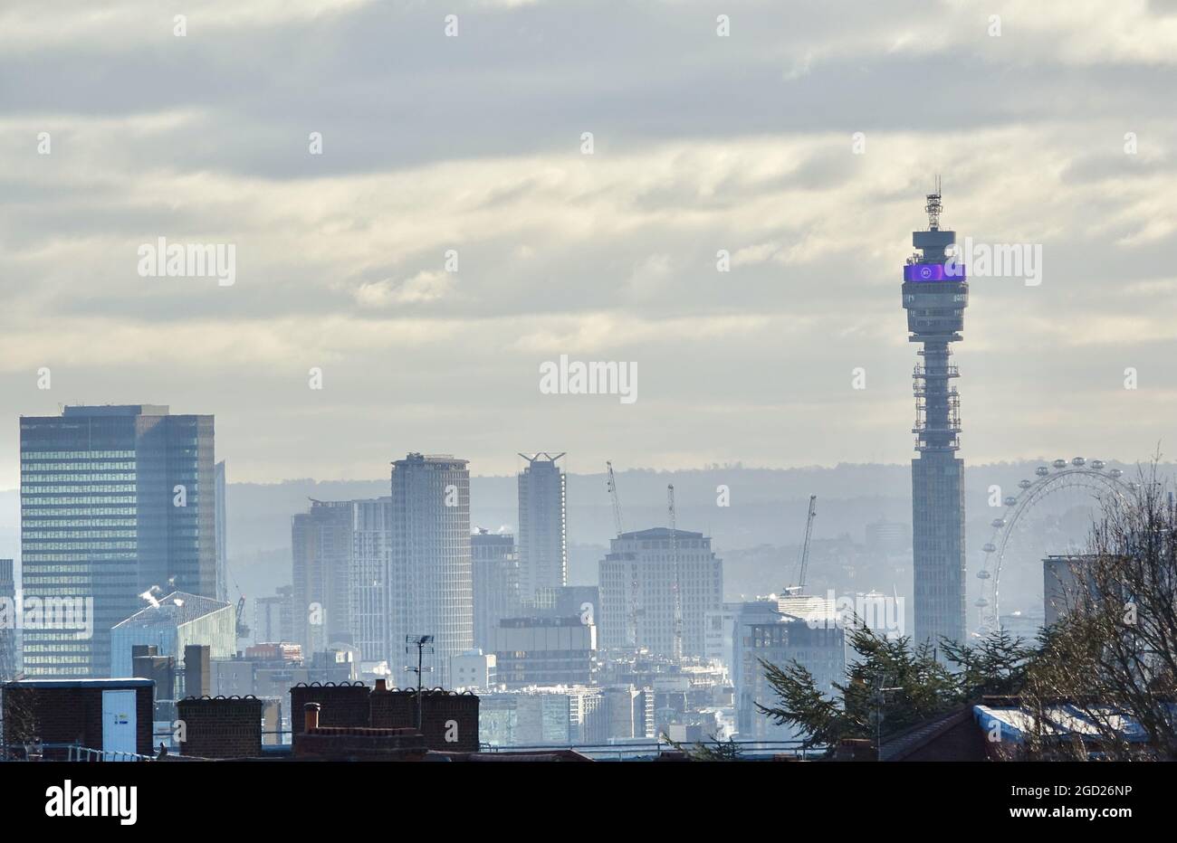Beautiful view of the buildings and skyscrapers captured in London, UK ...