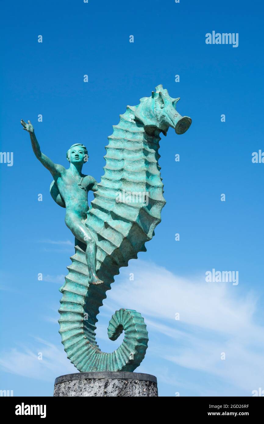Seahorse sculptures hi-res stock photography and images - Alamy
