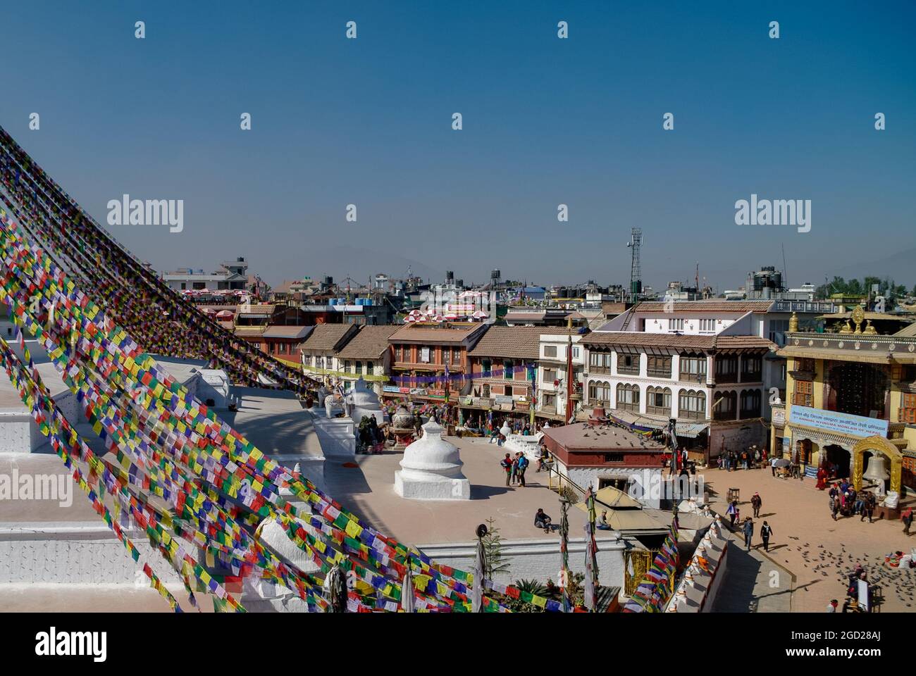 Prayer flags around bodhnath hi-res stock photography and images - Alamy