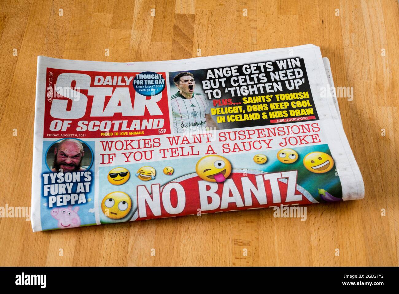 Front page star newspaper hi-res stock photography and images - Alamy